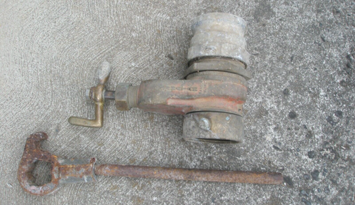 Hydrant Single Gate Valve, Brass 2-1/2" NST with adaptor & Hydrant ...