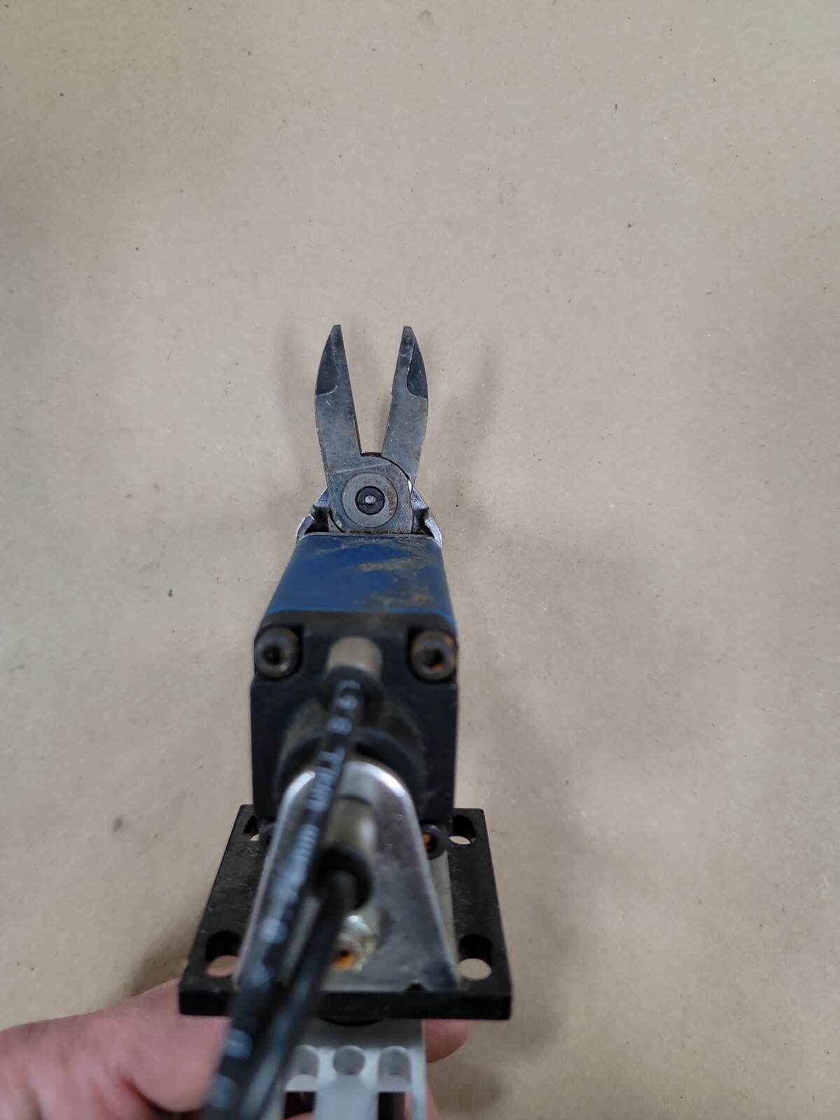 Vessel Co., Inc. Air Nipper Part No. GT-NY15 With Mounting Bracket | eBay