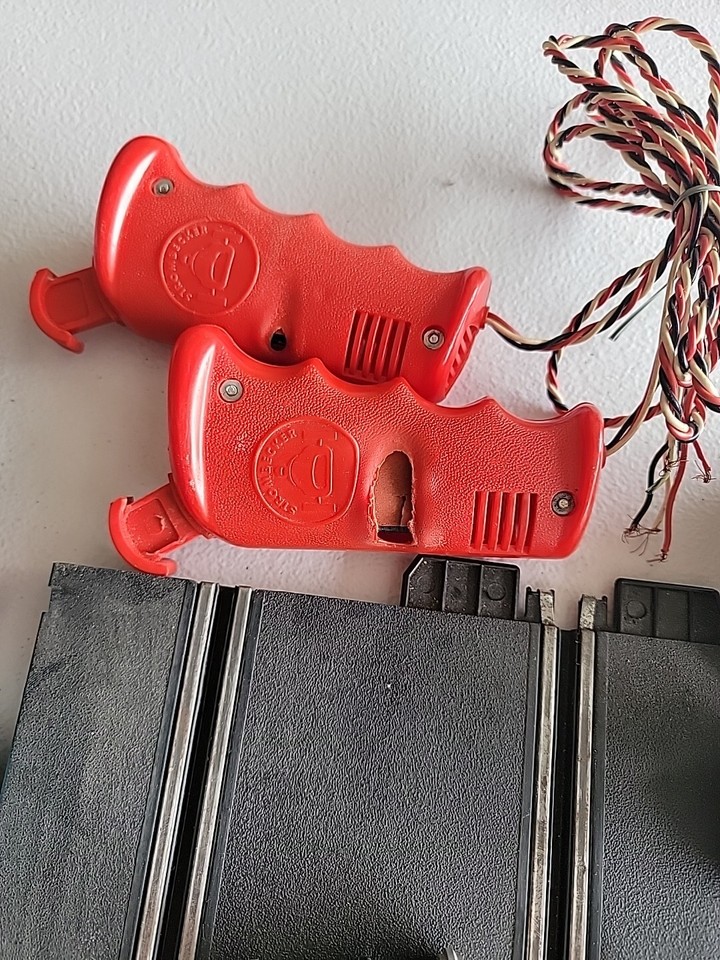 Strombecker Slot Car Lot With 4 Controllers. Power Pack, 1-Car, 1-Body ...