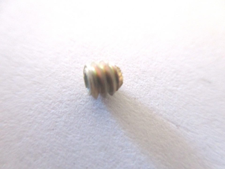 AN565D6H2 Set Screw 6-32 x 1/8" Cup Point Headless Plated Steel - Lot ...