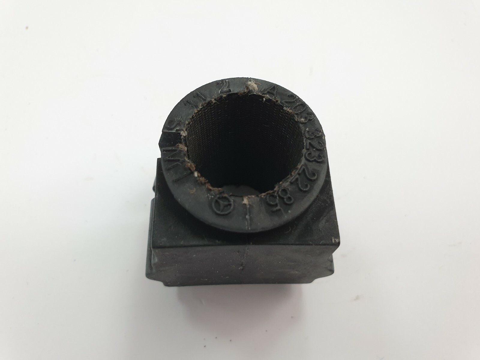 Mercedes Benz Genuine Front Stabilizer Bar Bushing A203 323 2285 | eBay
