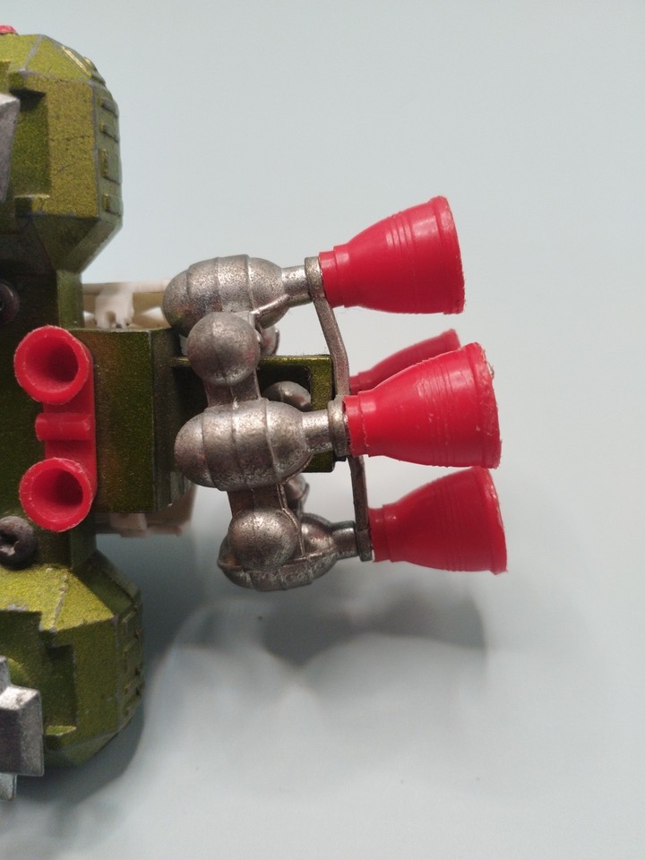 Original Vaisseau Cosmos 1999 l'aigle transporteur Space 1999 Vert ...