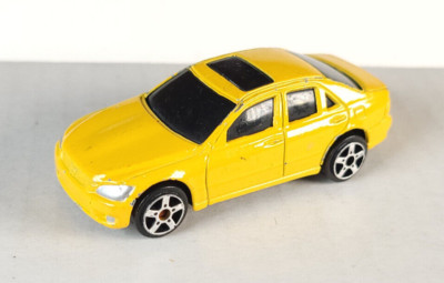 Maisto loose Lexus IS300 yellow | eBay