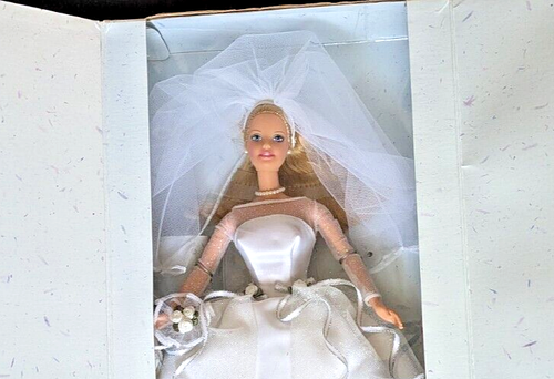 Vintage 1999 Blushing Bride Barbie Blonde NIB Collectible F285211 | eBay