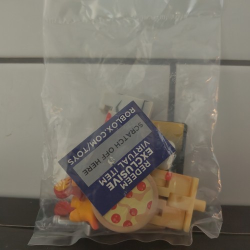 R𝗢BLOX Celebrity Series 2 Ninja: Pizza Pack and Pizza Swordpack Item ...