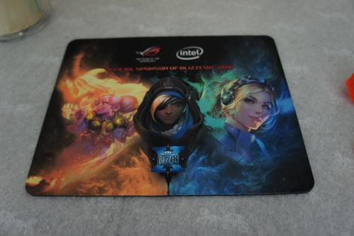NEW Intel Mouse Pad Republic of Gamers Official sponsor of Blizzcon ...