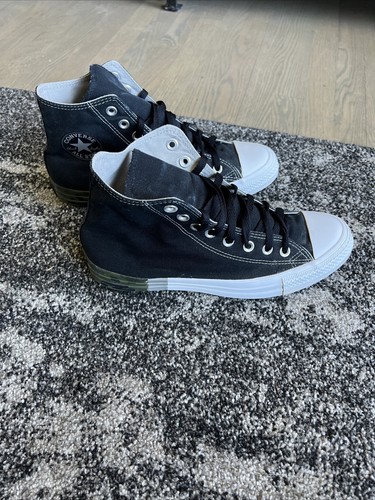 Converse Limited Edition Chuck Taylor All Stars Size… - Gem
