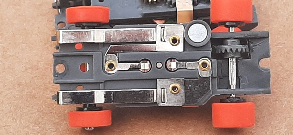 2 New Auto World Short Wheelbase Thunderjet Slot Car Chassis Run on ...