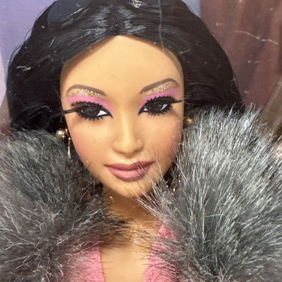 Mattel 2008 Kimora Lee Simmons Barbie Doll Gold Label in original ...