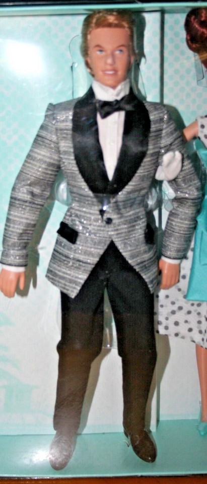 2011 Platinum Label Spring Break Convention Barbie & Ken Giftset-New in ...