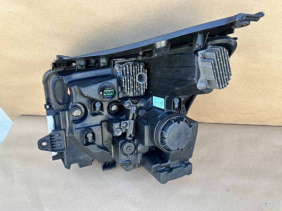 2021-2023 Hyundai Santa Fe LED Headlight Assembly, RH Pass OEM 92102 ...