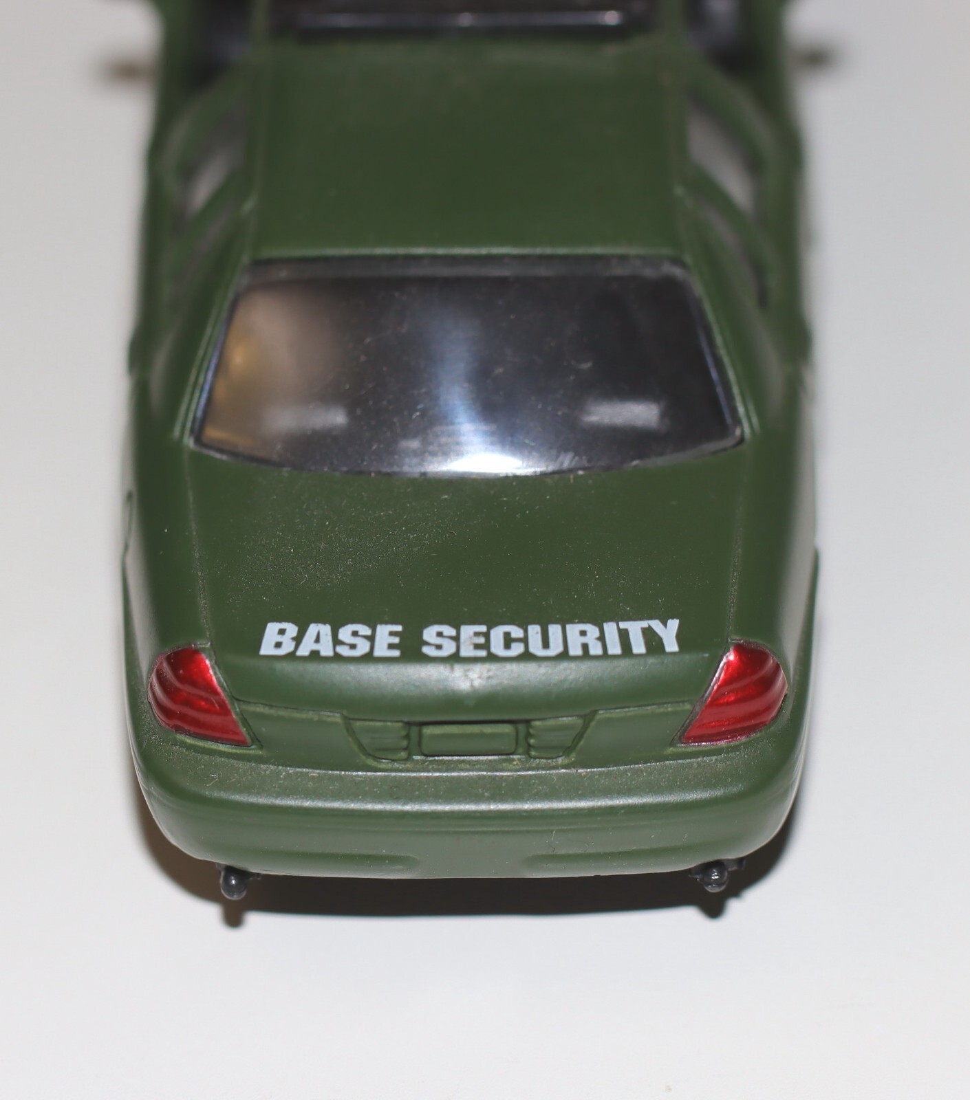 Maisto G.I. Joe Series 1:44 Scale Ford Interceptor Police Car BASE ...