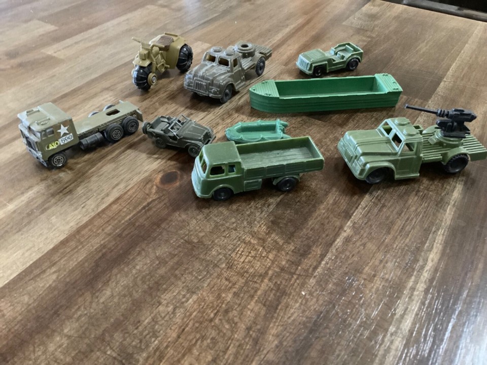 Vintage Military Vehicles Miniature Army Toy Bundle. Metal and plastic ...
