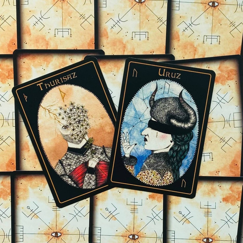 Rune Oracle Gulliver L'aventuriere and Lyra Ceoltoir Agm With Bag | eBay UK