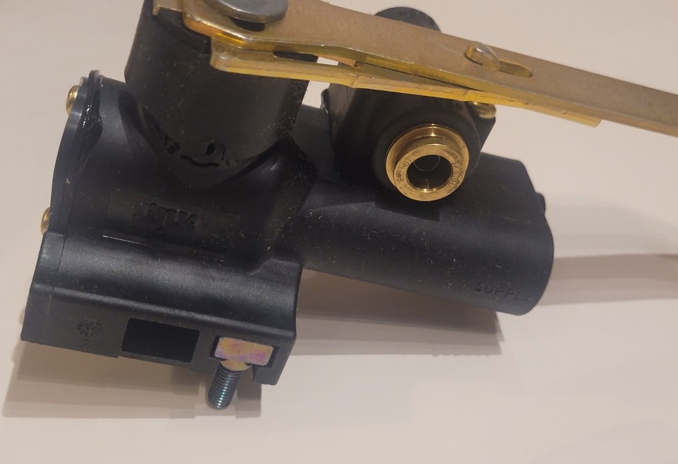 Link Manu. Service Leveling Valve 2607244C94 Series 1501 Brand New/Free ...