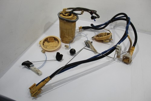 Audi Q7 4L 4.2TDI V8 Diesel Fuel Pump Delivery Unit Senders 7L6919088F ...