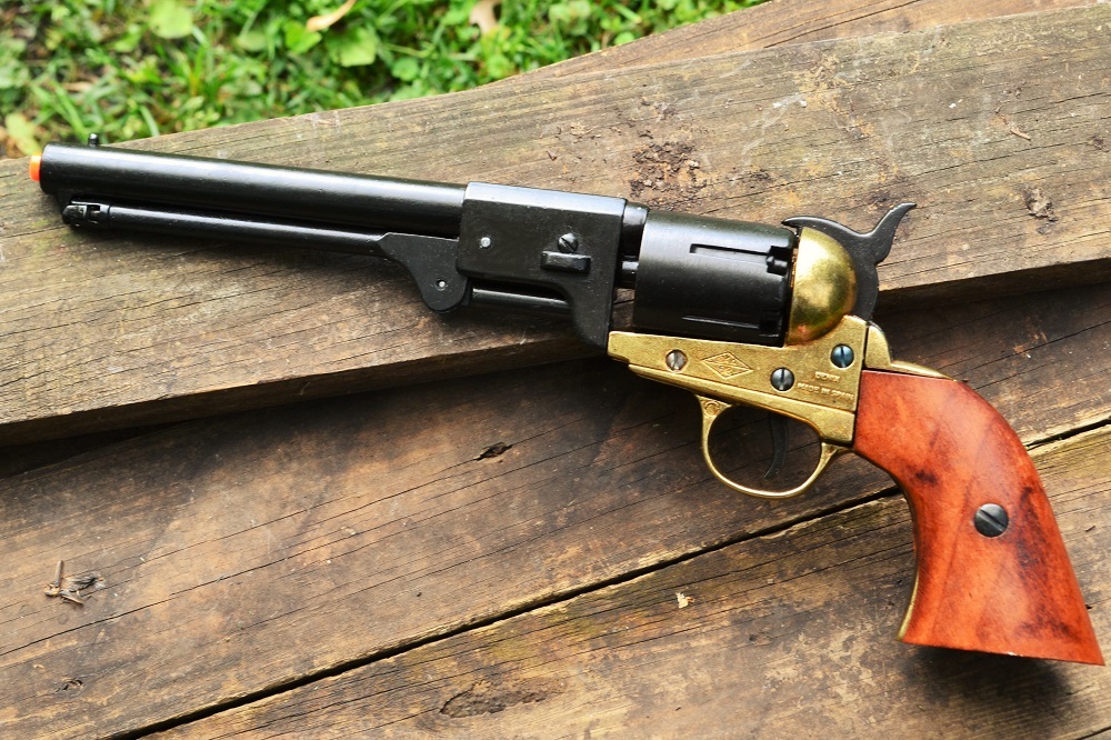 Civil War Griswold & Gunnison Revolver - Confederate - Non-Firing Denix ...