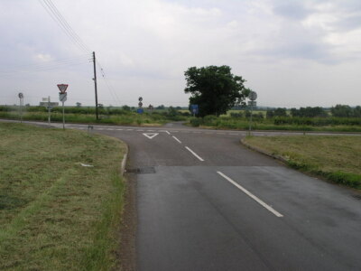Photo 6x4 Route 6 Crossroads Shepshed This road and the track opposite ...
