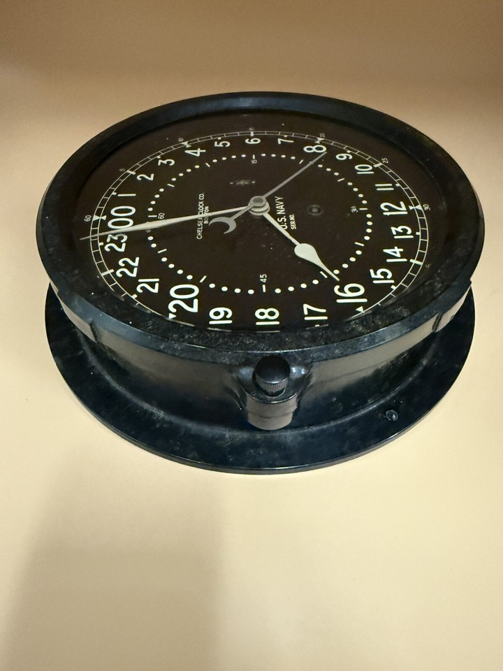 Vintage. WWII U.S NAVY 24 Hour/ 8 day CHELSEA CLOCK CO Porthole Clock ...