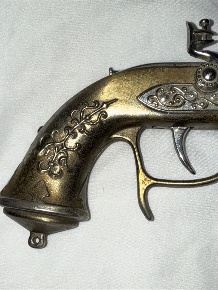 Vintage Flintlock Pistol Lighter Ornate Novelty Cigarette Table Lighter ...