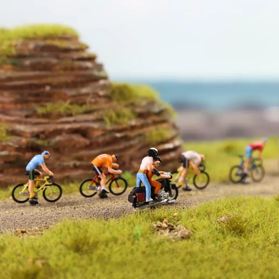 Cycling cyclist miniature 1:87 Figure bicycle racing little People Bike ...