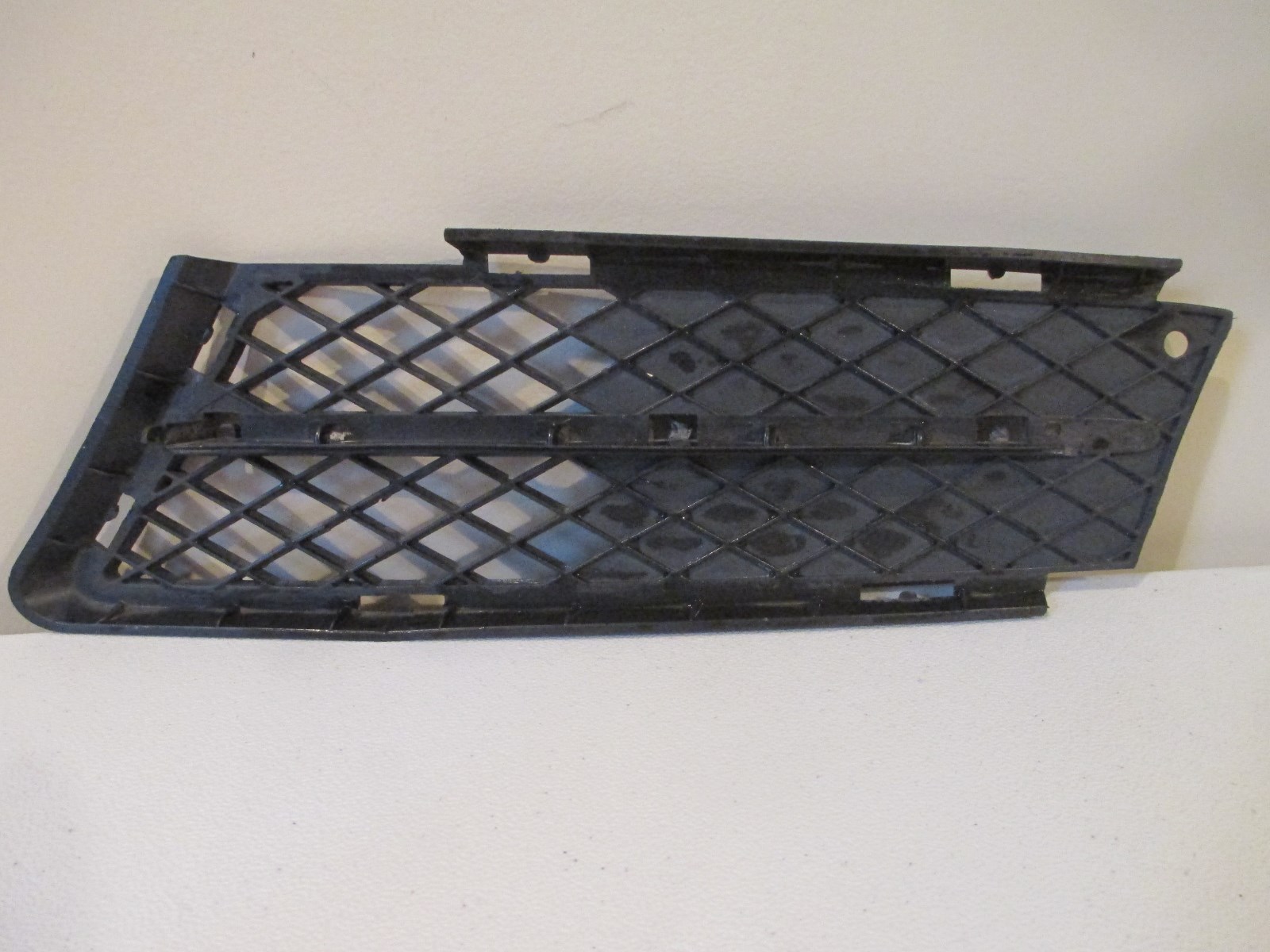 BMW 3 Series 06 07 08 09 FRONT Left Side BUMPER GRILLE OEM 51117134081 ...
