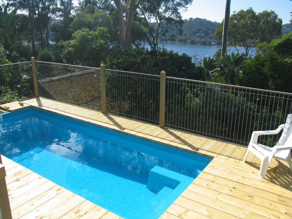 FRANKS FIBREGLASS POOLS / Swimming Pools / Kit Pools / Above Grnd 7 x 3 ...