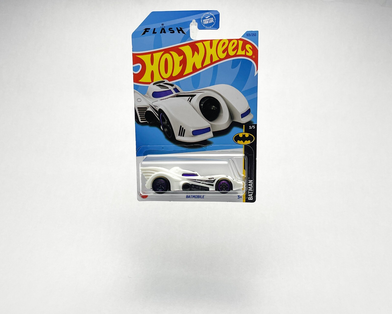 Batmobile (White) - Batman (The Flash) - Hot Wheels - MATTEL - HKJ74 ...