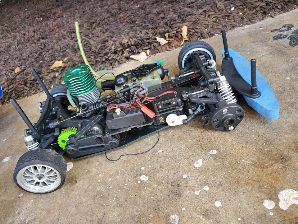 Cen CT5 RC Car Nitro CEN RACING (SELLING AS IS FOR PARTS OR REPAIR) 1/ ...