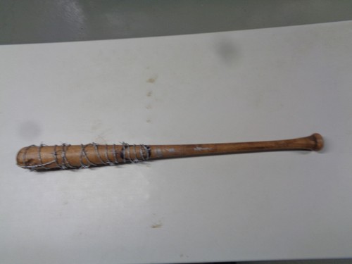 Jeffery Dean Morgan Signed Lucille Bat Real Wood And Barb Wire RARE ...