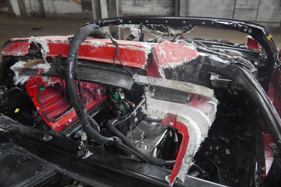 Local Pickup! Frame Chassis Body Shell Chevrolet Corvette Coupe C7 2014 ...