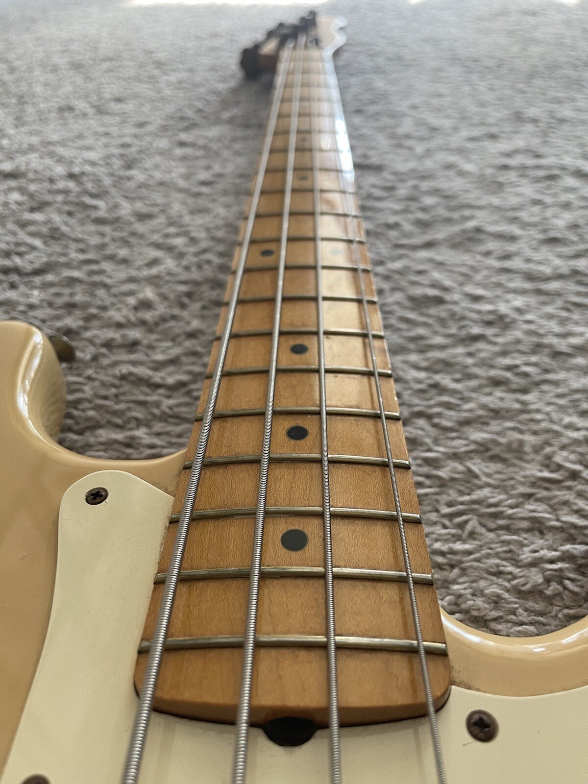 Fender Bullet Bass Deluxe Vintage 1981 MIA USA Olympic White 4-String ...