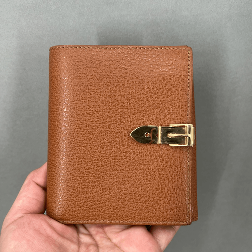 Gucci Sylvie Leather Compact Bifold Wallet Authentic Minimalist Classy ...