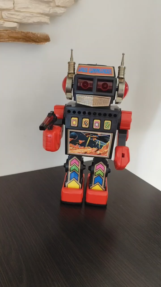 VINTAGE RARE OLD SPACE COMMANDER ROBOT BATTERY OPERATED | eBay