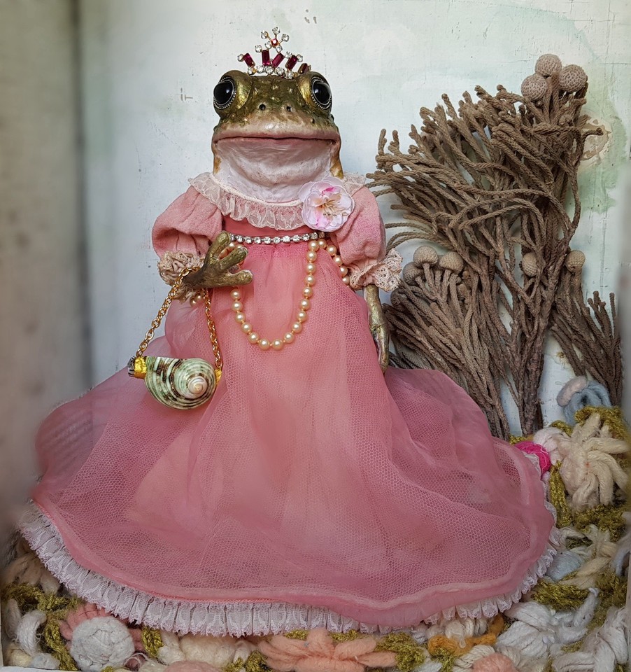 Laadeedaa. The Toad Princess Girl. Original By Annie Montgomerie | eBay UK