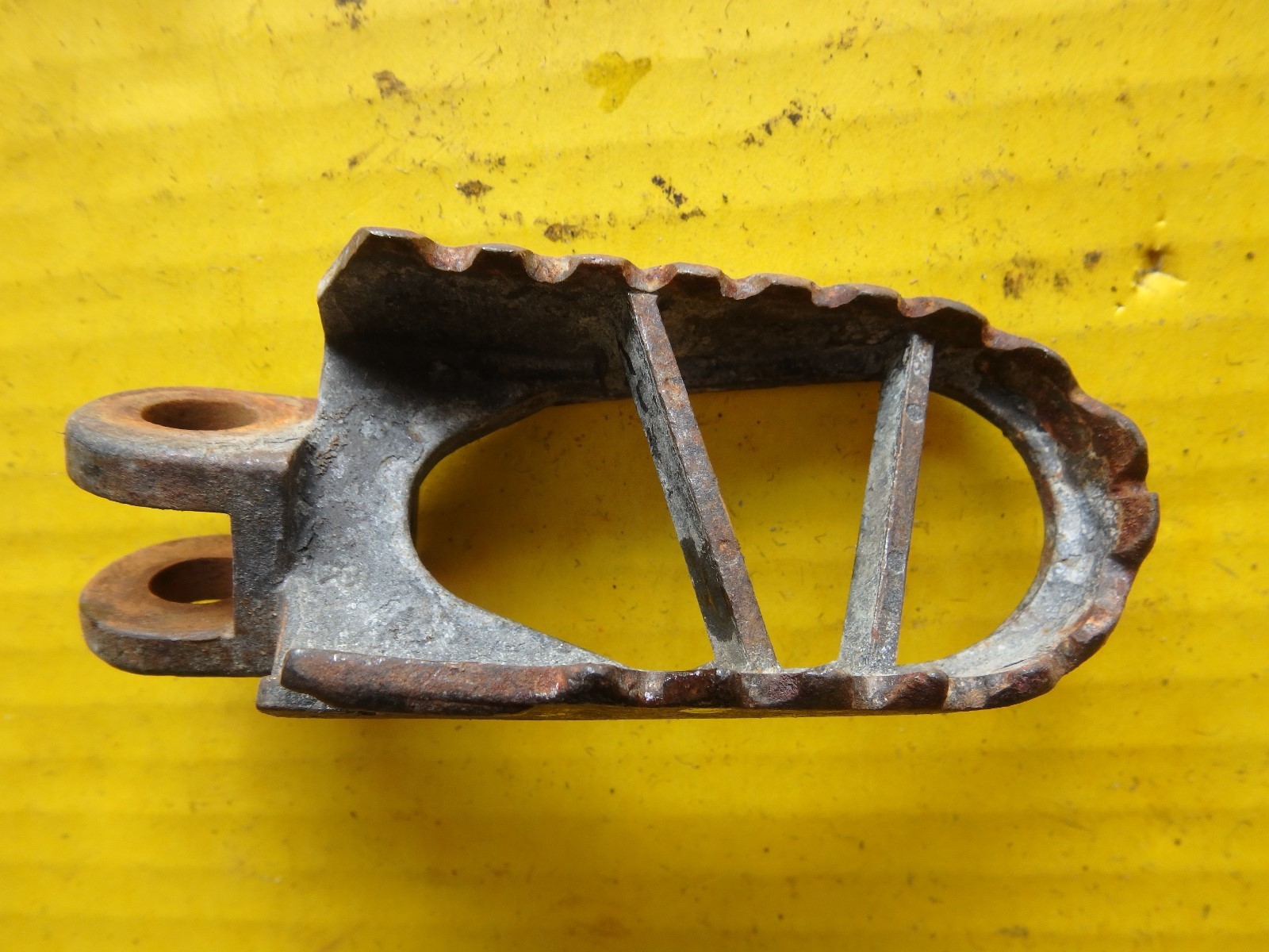 Suzuki RM 125 Off Year 1996 RM125 foot peg oem right footpeg | eBay