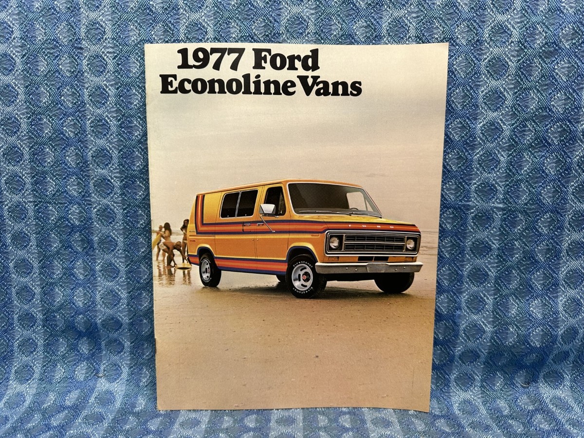 1977 Ford Econoline 150 AMT1108M 77 FORD CRUISING VAN 2T My Tobbies