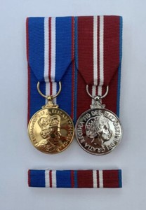 Full Size Set Of Queens Golden Jubilee & Diamond Jubilee Medal & Pin ...