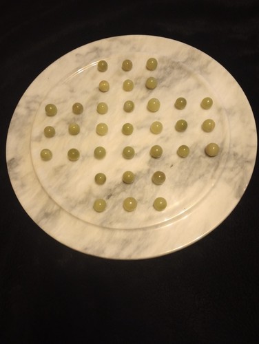Marble Solitaire Game With White Marble Base includes 33 Marbles 15 1/2 ...