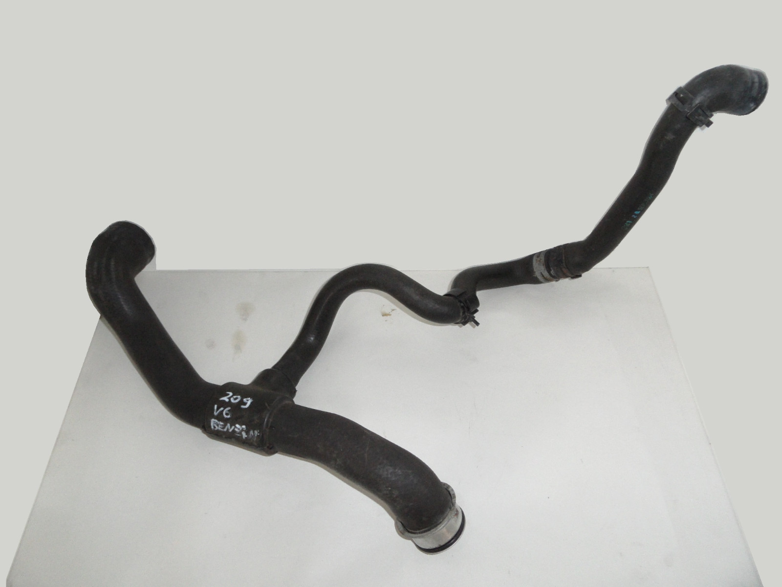 Mercedes CLK C 320 240 V6 Benzin W209 W203 Wasserschlauch Schlauch ...