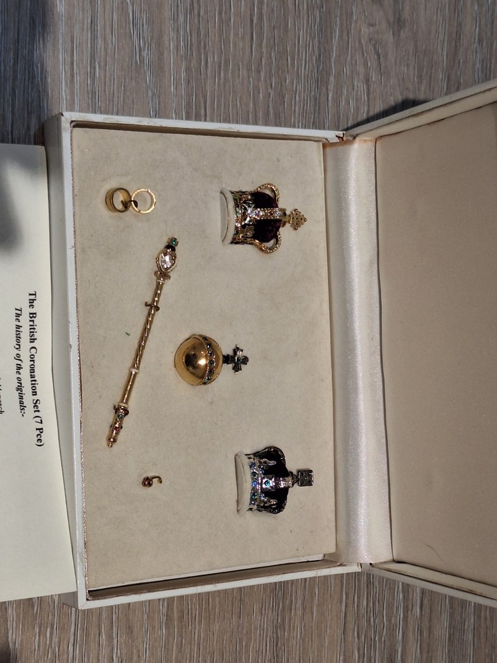 Vintage Crown Jewels Miniatures / Coronation / Royalty / Regalia ...