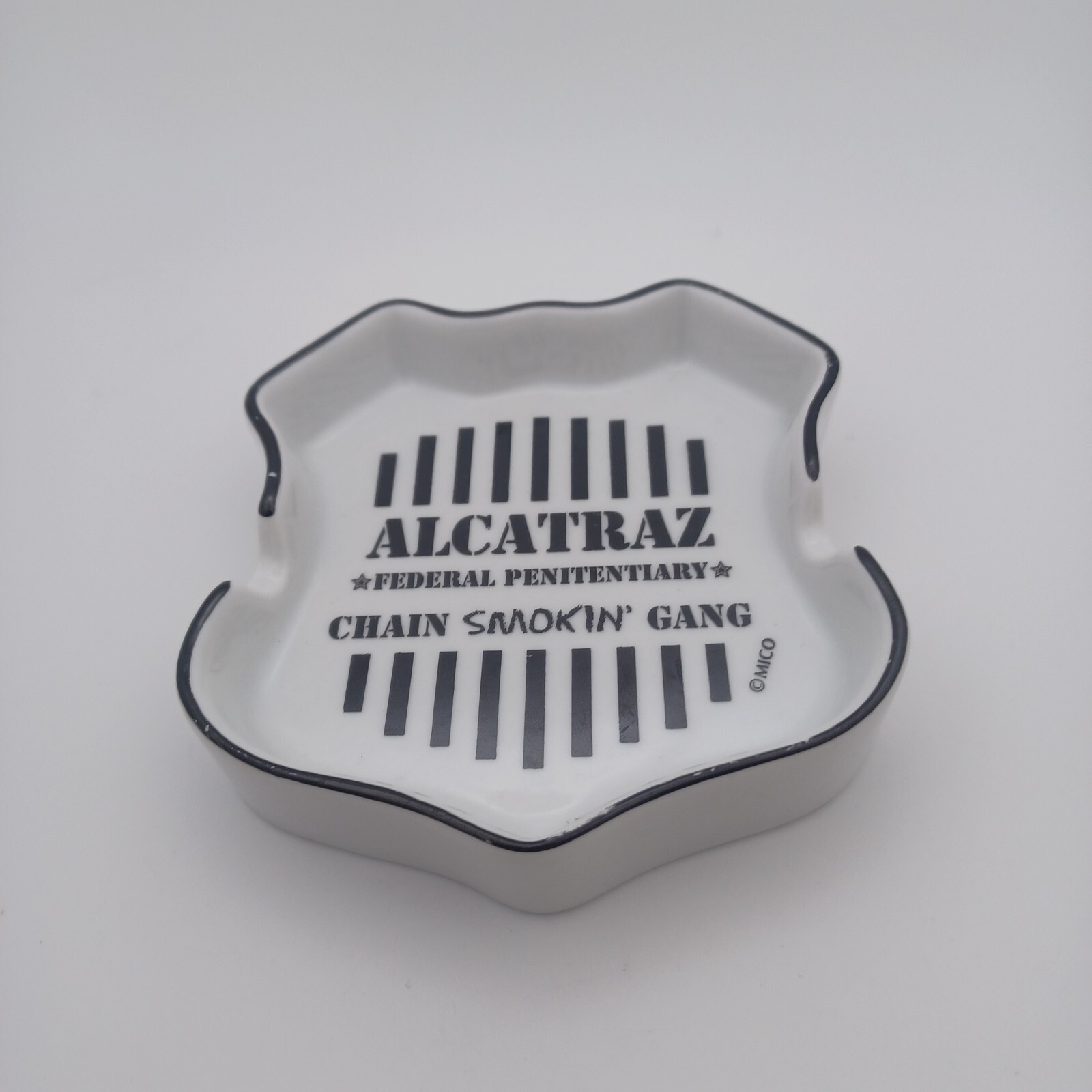 Alcatraz Federal Penitentiary Chain Smokin' Gang Souvenir Ashtray 4" | eBay