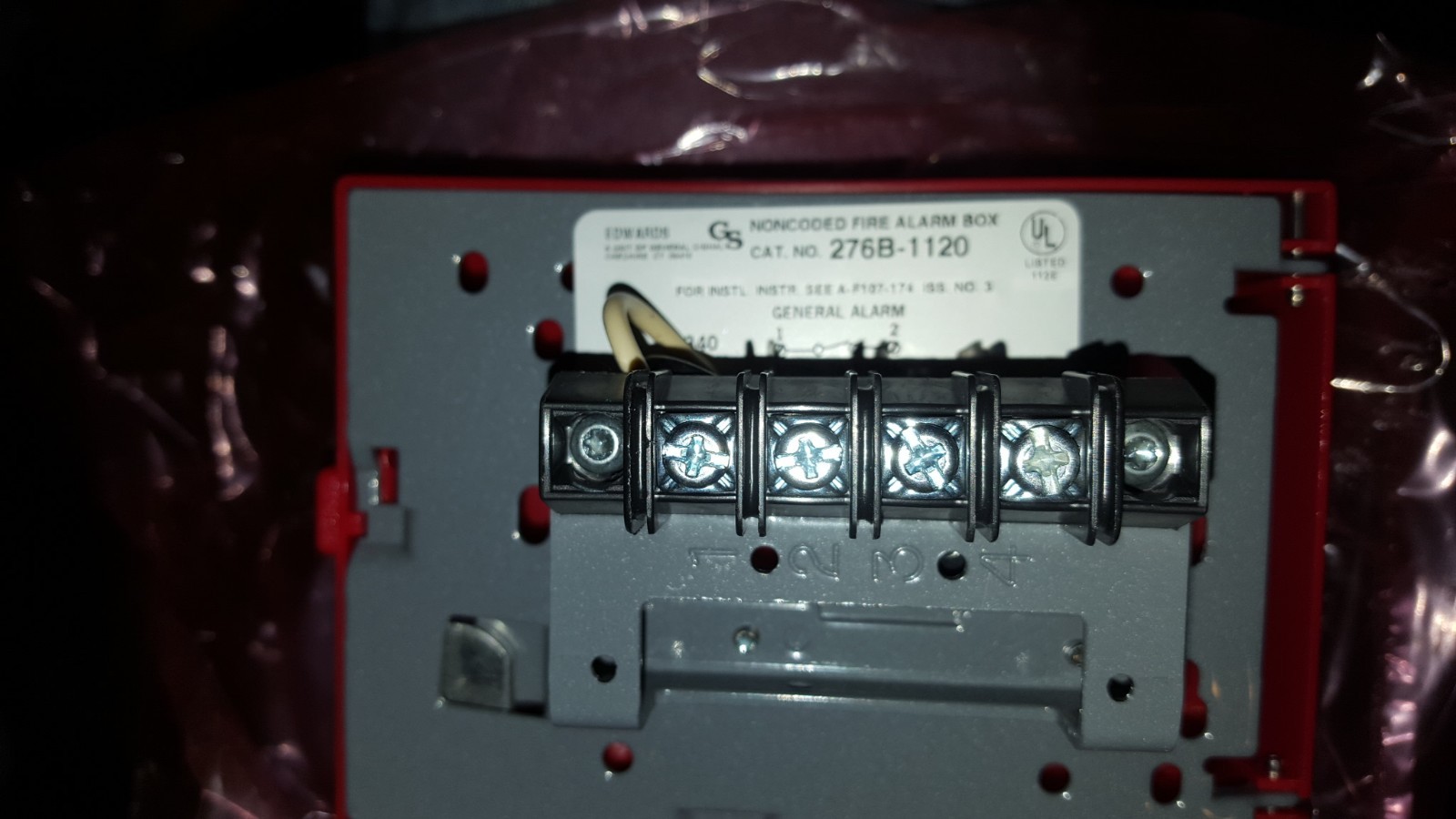 "EDWARDS GS" FIRE ALARM STATION SINGLE ACTION,SPO, KEYLOCK TERM No.276B ...