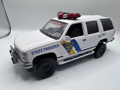AMT Snapfast Plus Model Kit 1996 Chevrolet Tahoe 1/25 Built Custom NJSP ...