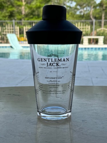 Jack Daniels Gentleman Jack Pint Glass Cocktail Shaker with Silicone ...