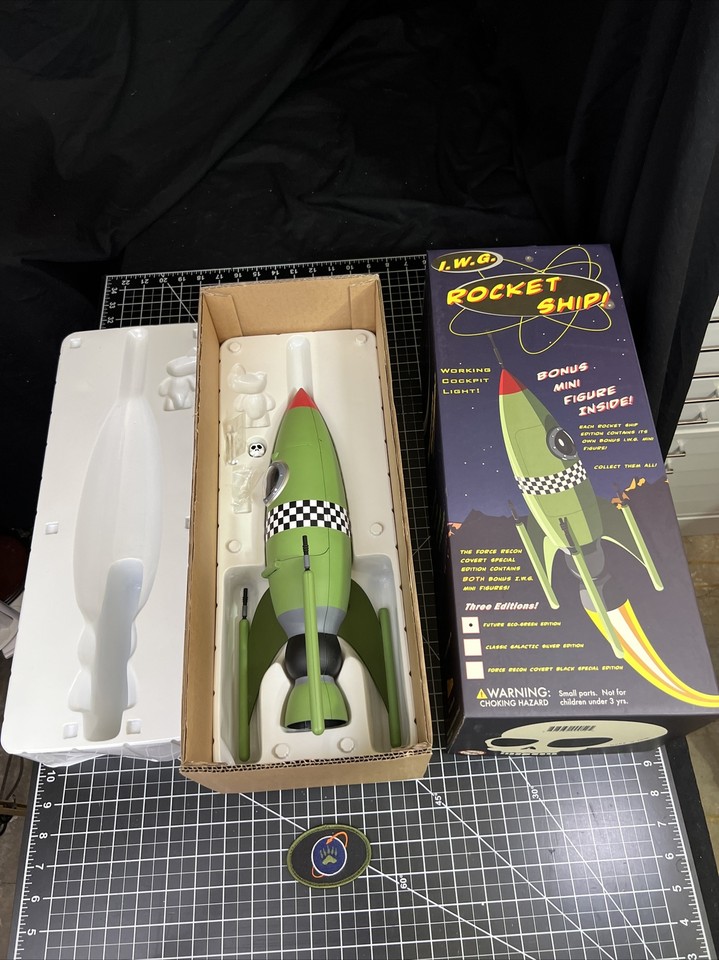 IWG Eco Green Rocket Ship 17" Vinyl Toy Strangeco Space Scifi LTD 450 ...