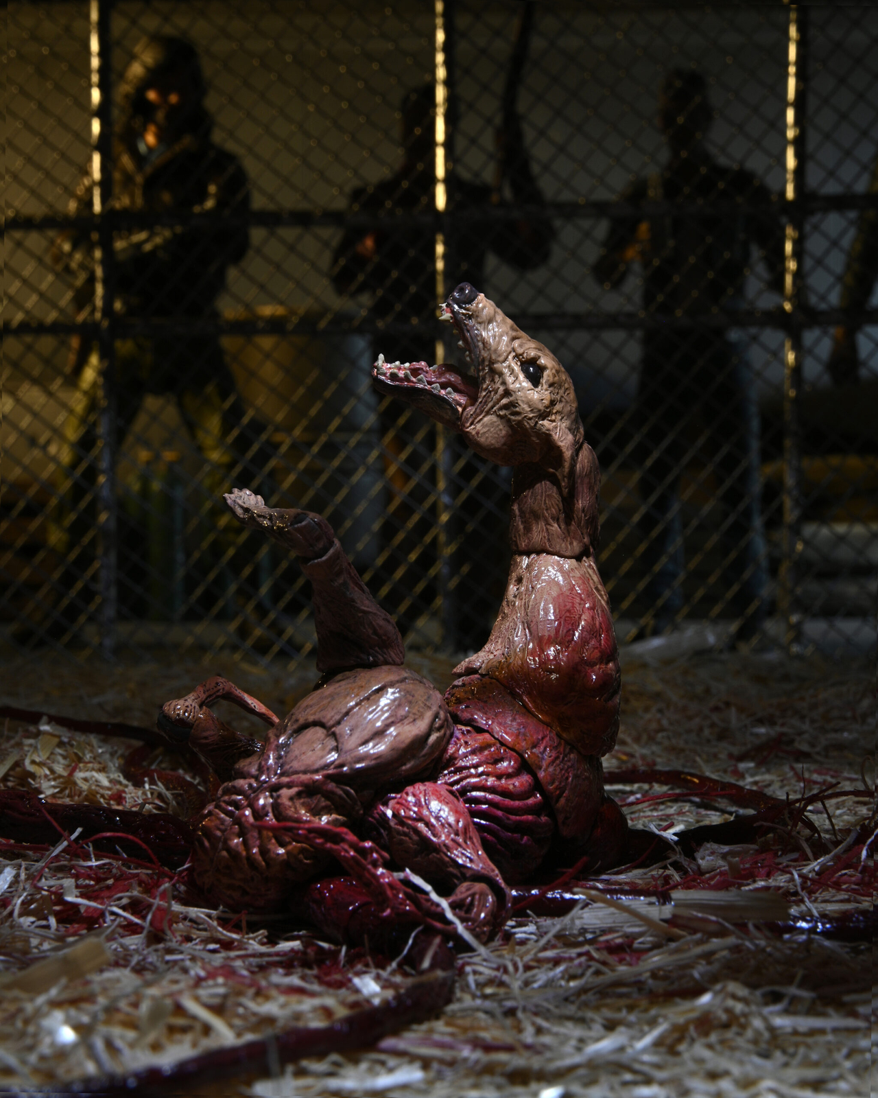 NECA The Thing Dog Creature Deluxe Ultimate 7 Inch Scale Action Figure ...