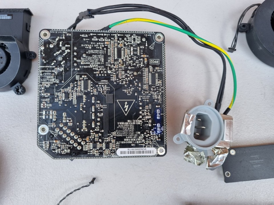 Apple A1311 EMC 2308. Power Supply 614-0445, Fans x2, DVD Drive, Wi-Fi ...