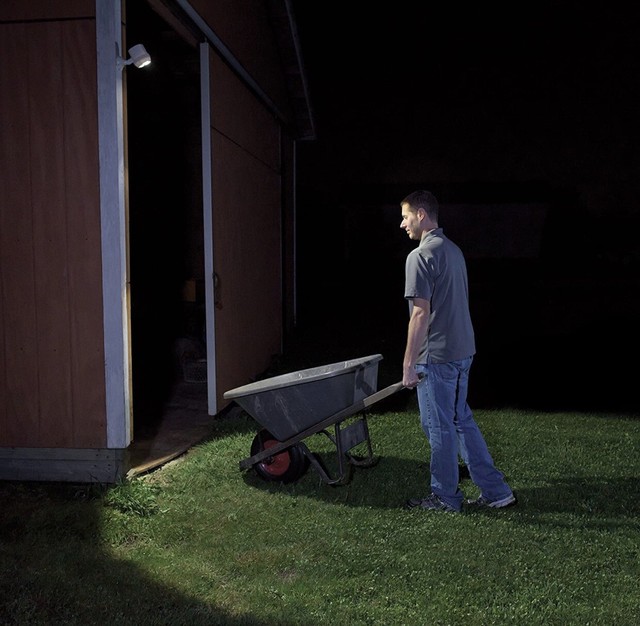 Mr. Beams Mb382 400 Lumen Version Weatherproof Wireless Battery Powered ...