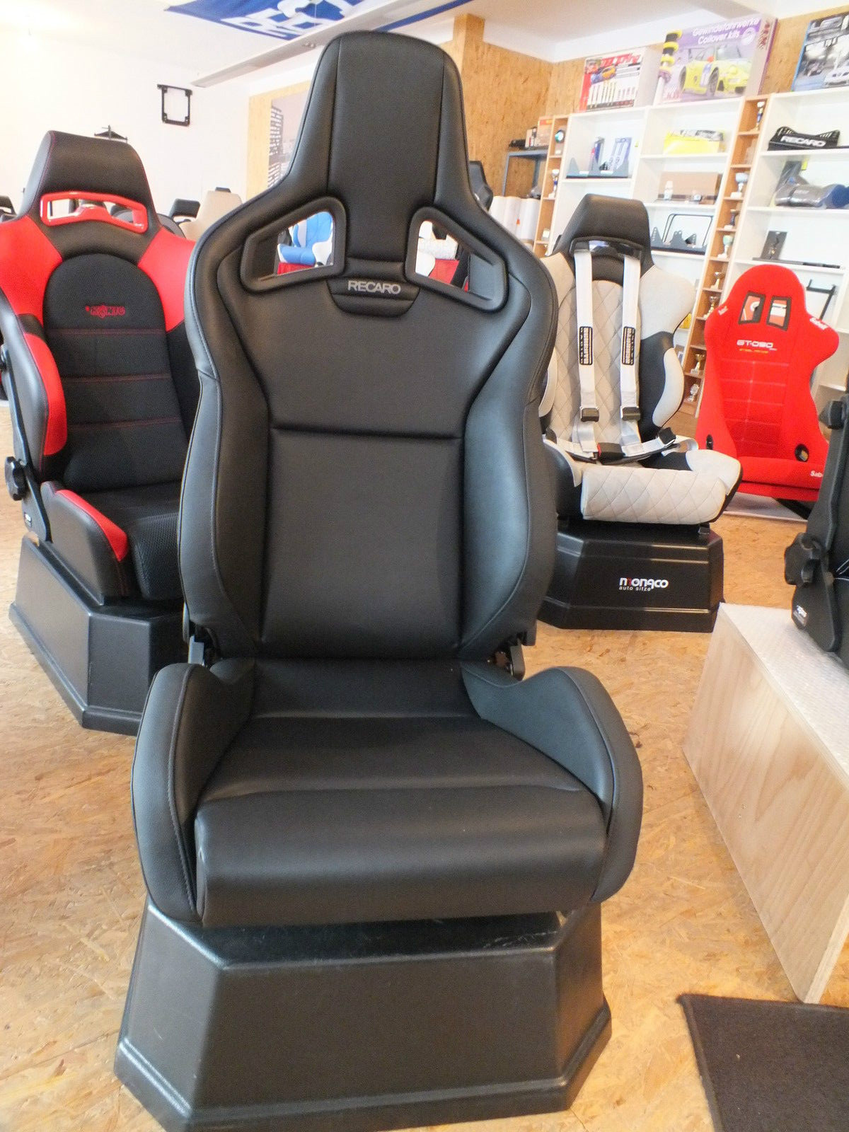 Recaro Sportster CS, Kunstleder schwarz inkl. Konsole Golf 6, 2 Sitze ...
